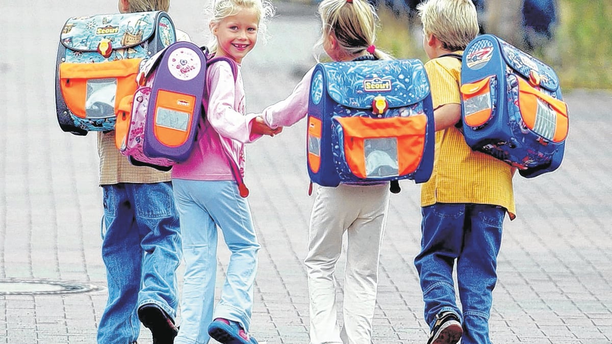 Eltern sollen für Schulbus ihrer Kinder selbst bezahlen - 30 Euro im Monat