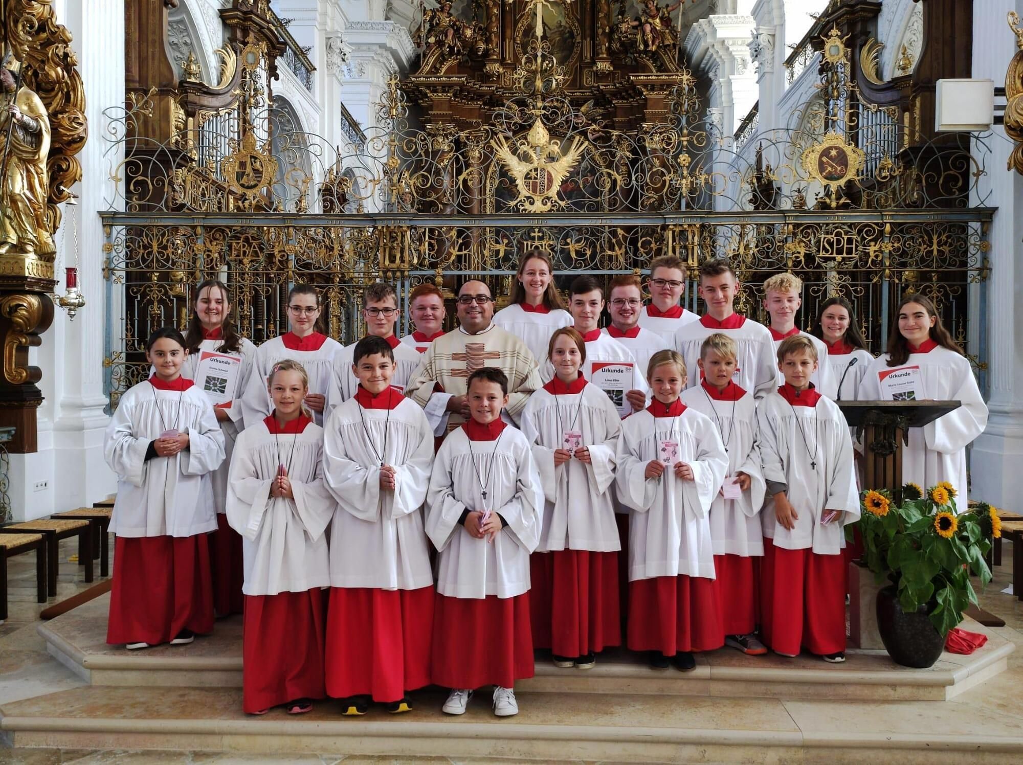 Ministrantenaufnahme und -ehrungen