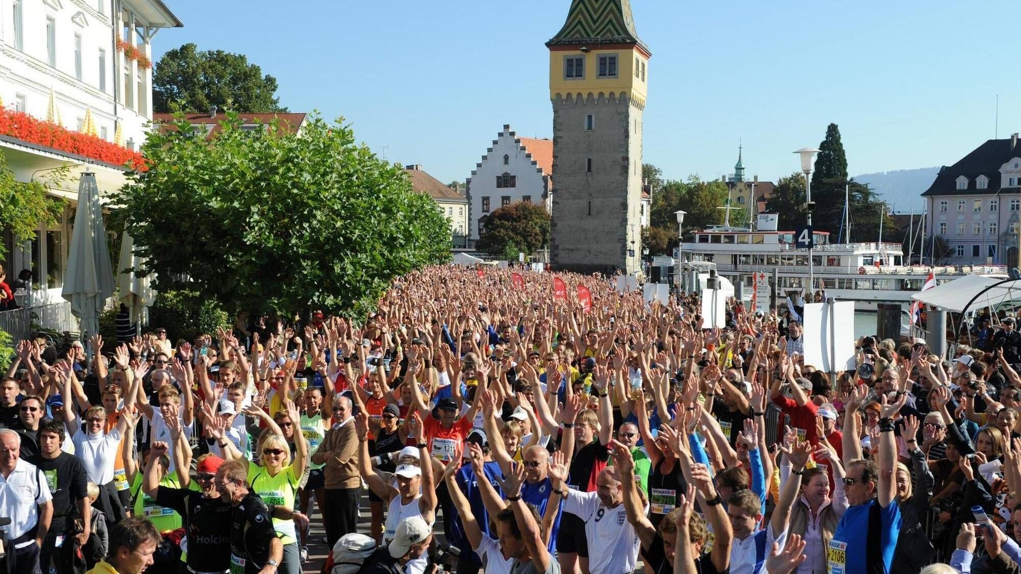 Livestream: Tausende starten beim Dreiländer-Marathon in Lindau