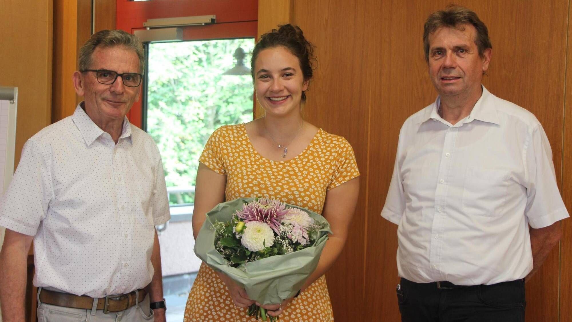 Ade Anna-Lena Klebinger, willkommen Hubert Mangold