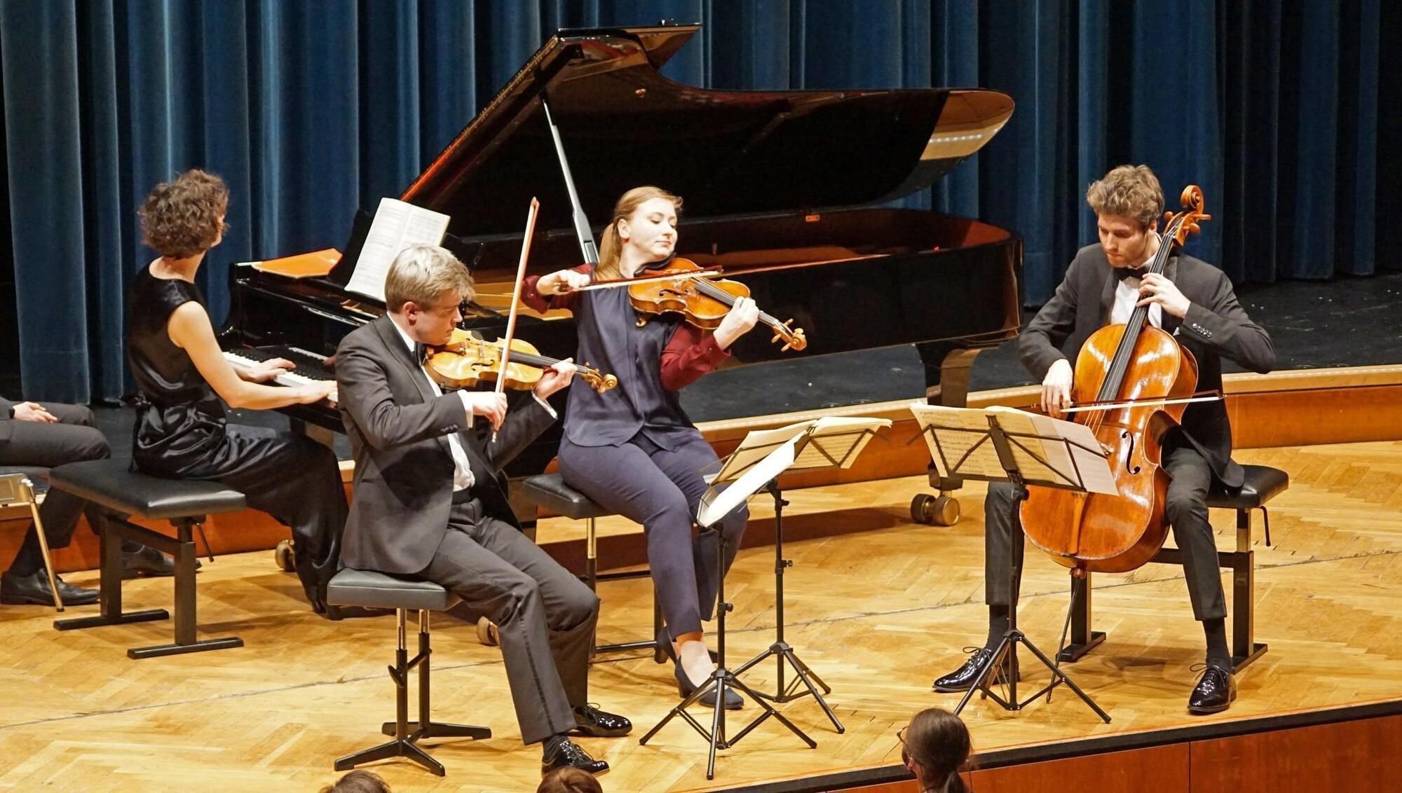 Kammermusik statt Fasching: Notos Quartett überzeugt in der Stadthalle