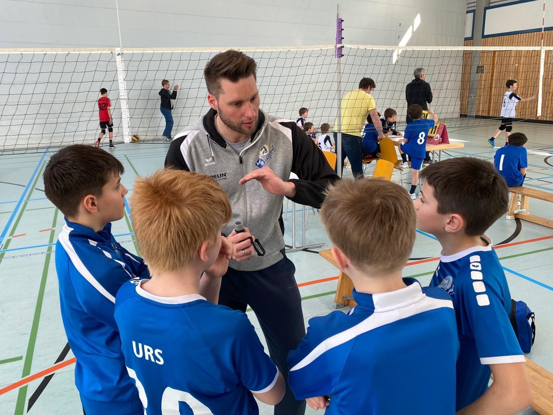 „Schönes Gefühl“: Simon Tischer engagiert sich als Jugendtrainer beim ...