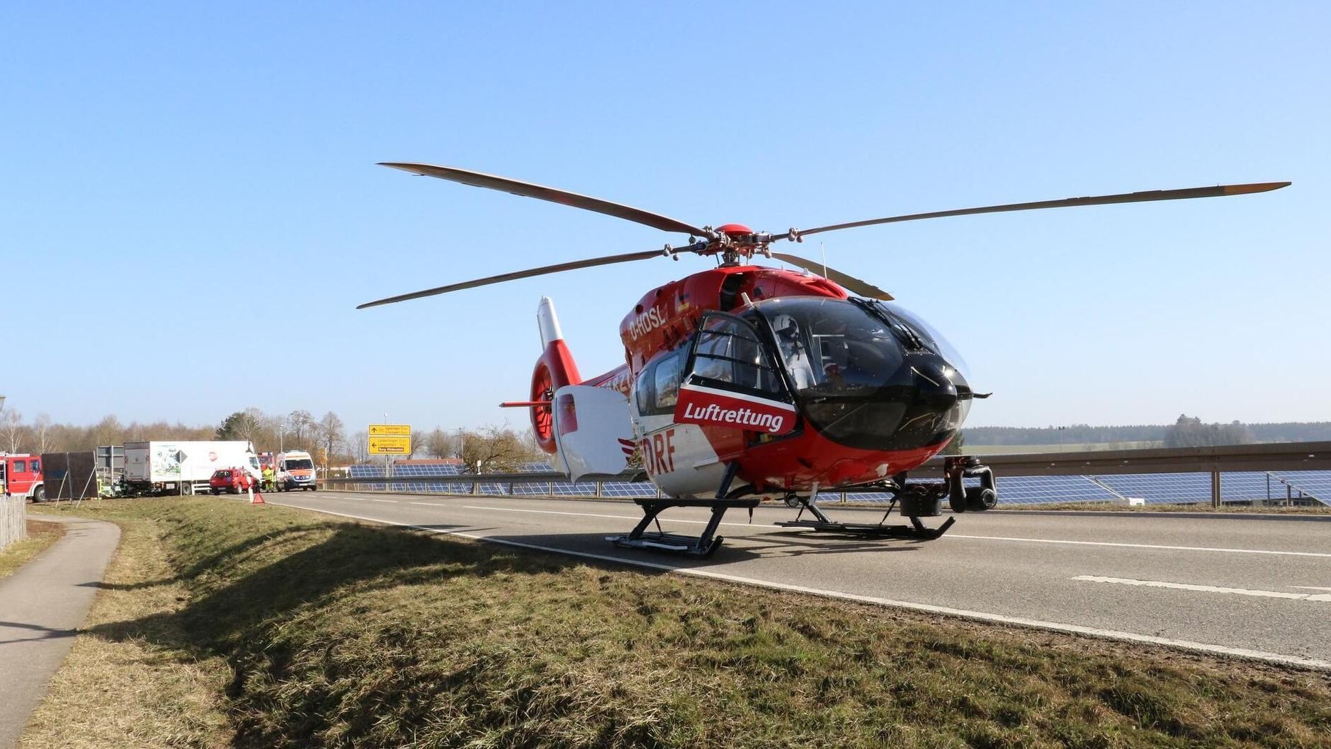 Schwerer Unfall führt zu Hubschraubereinsatz