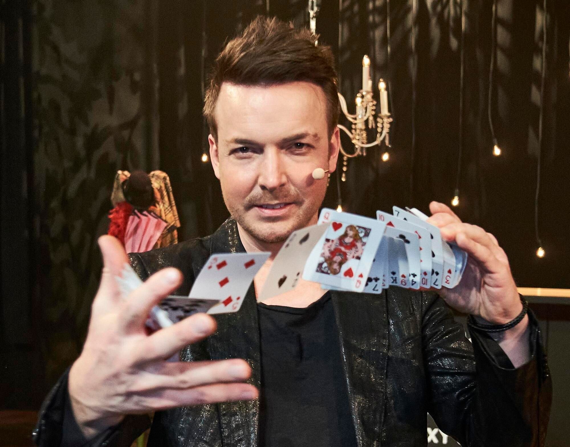 Florian Zimmer verzaubert die „Booster Bar“