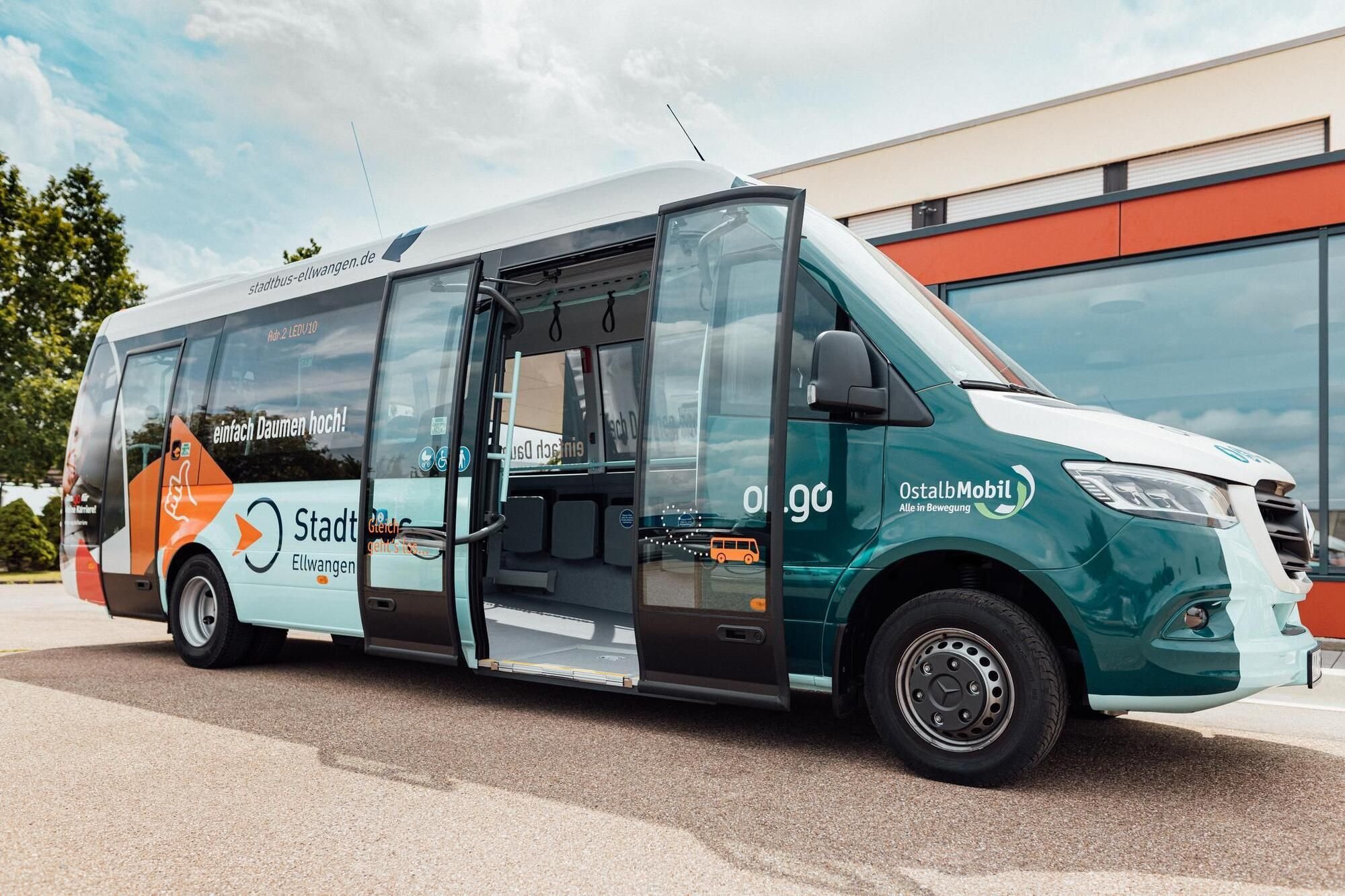 Neues Design: Ellwanger Stadtbus jetzt in Türkis unterwegs