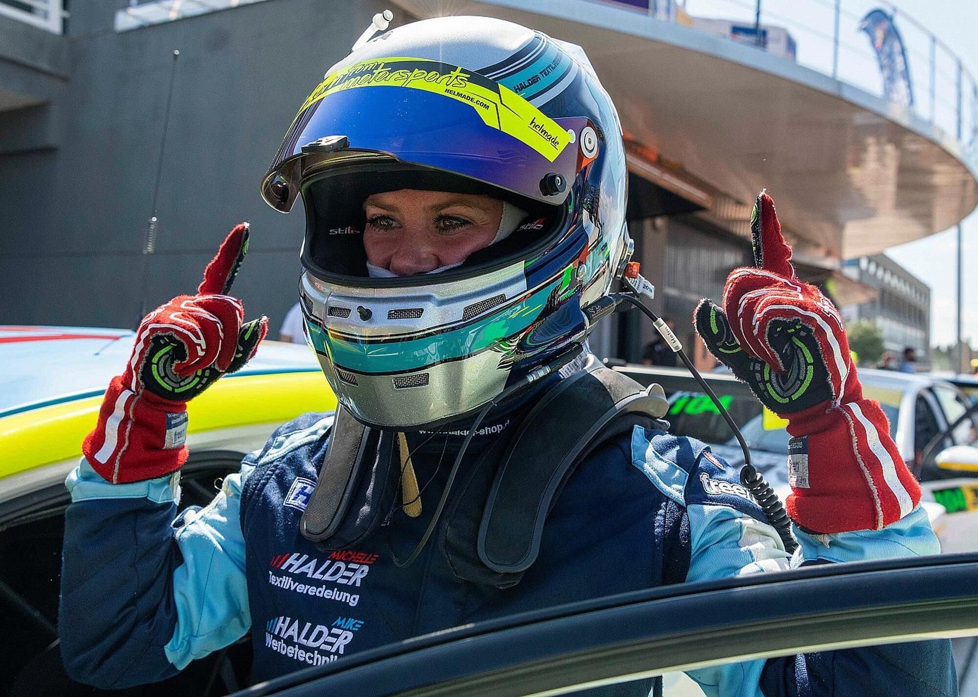 Mike Halder verteidigt Gesamtführung