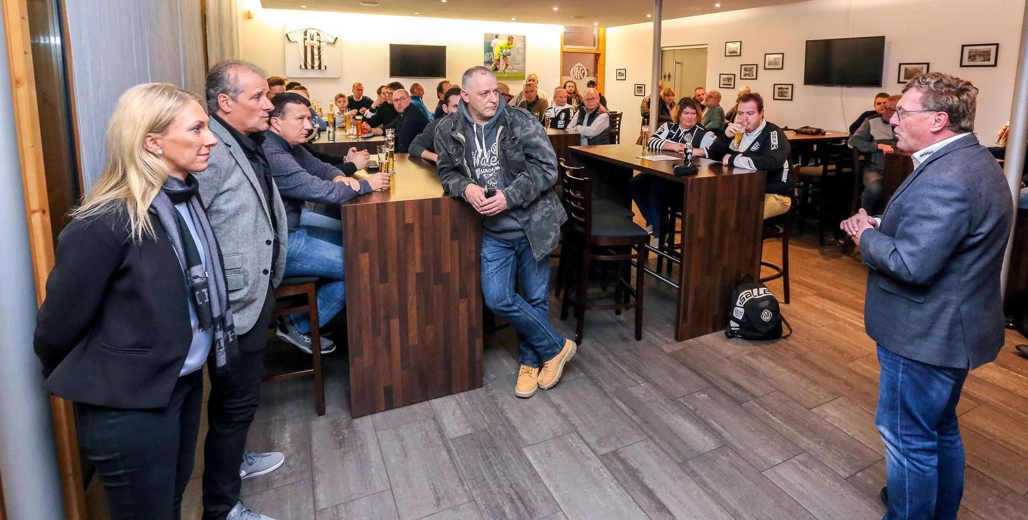 Auf ein Bier mit Seitz