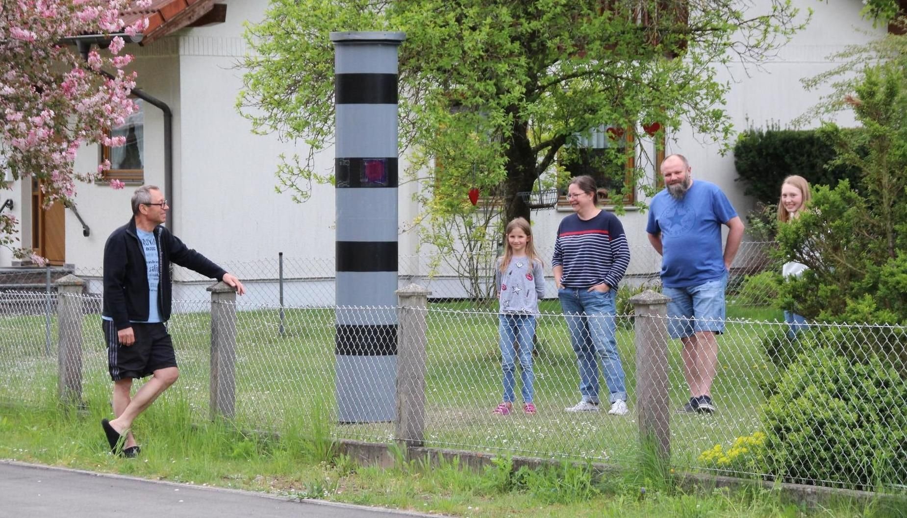 Fake-Blitzer taucht am Straßenrand auf