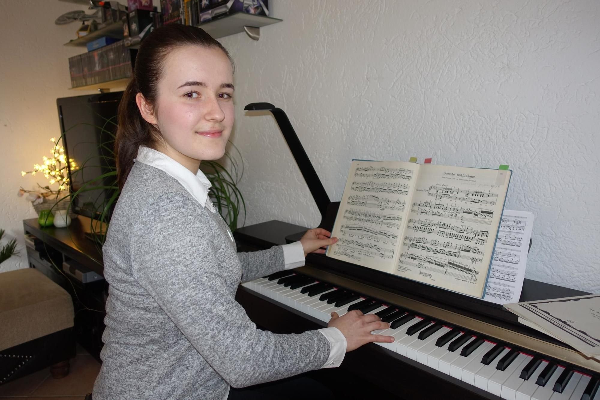 Natalie Rau spielt beim Regionalwettbewerb