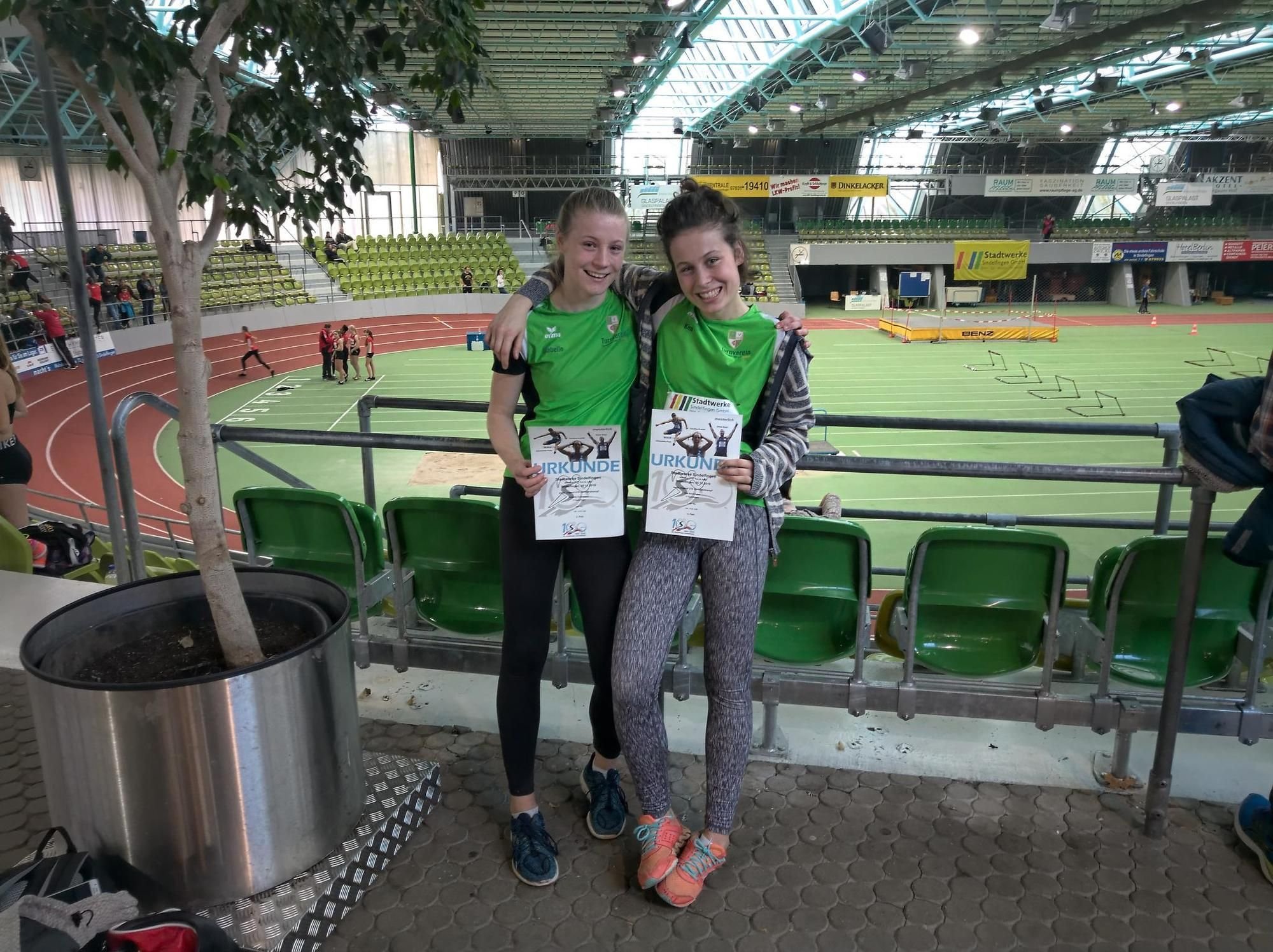 Kim und Isabelle Ackermann überzeugen