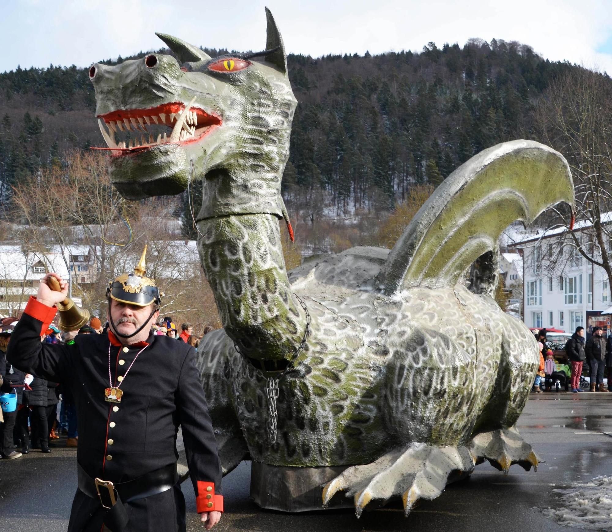 Lindwurm soll repariert werden