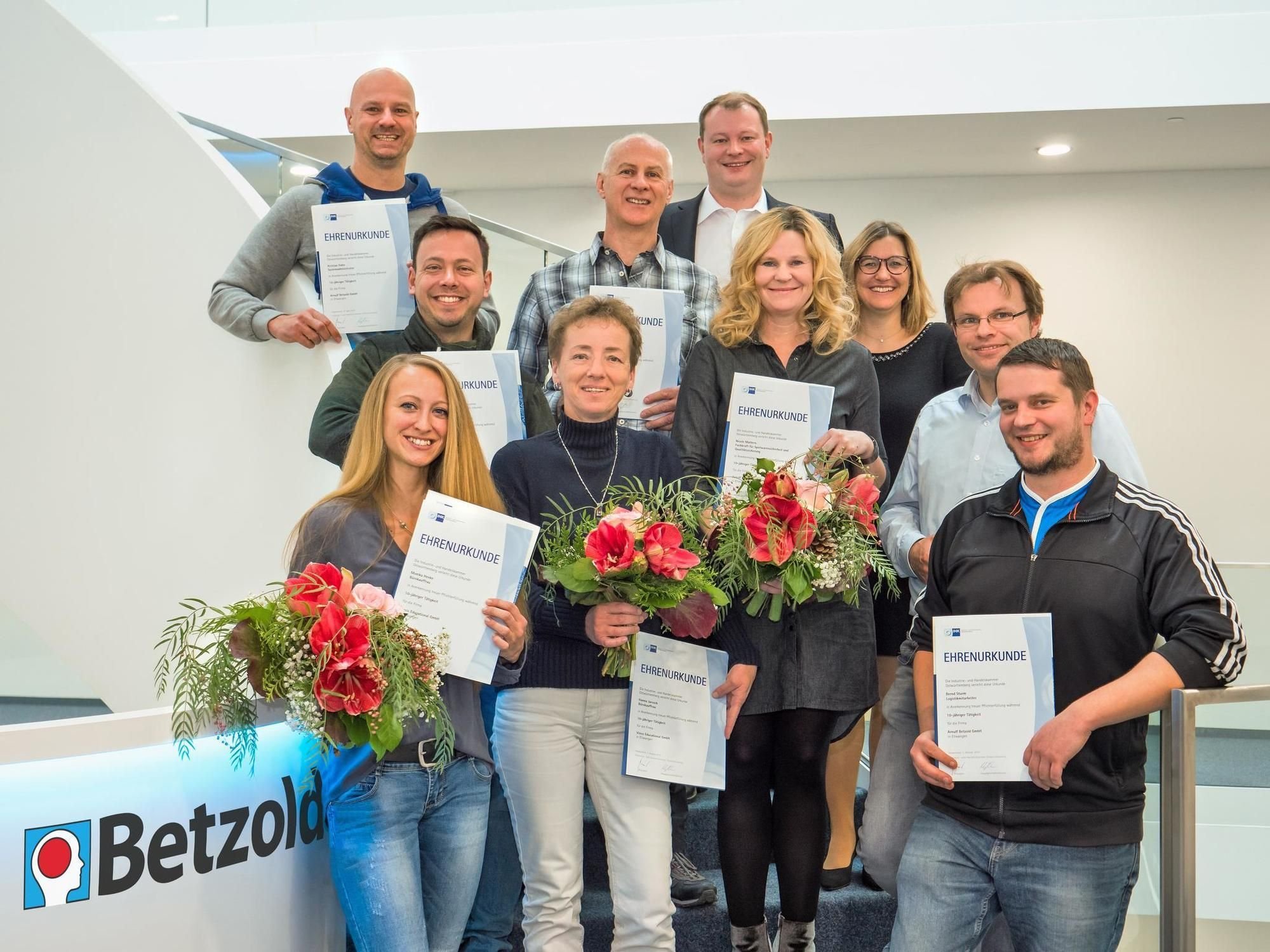 Firma Betzold dankt treuen Mitarbeitern