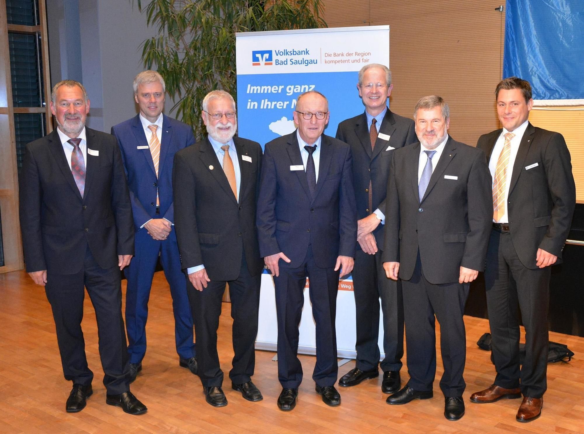 Birzer gibt Abschied bekannt