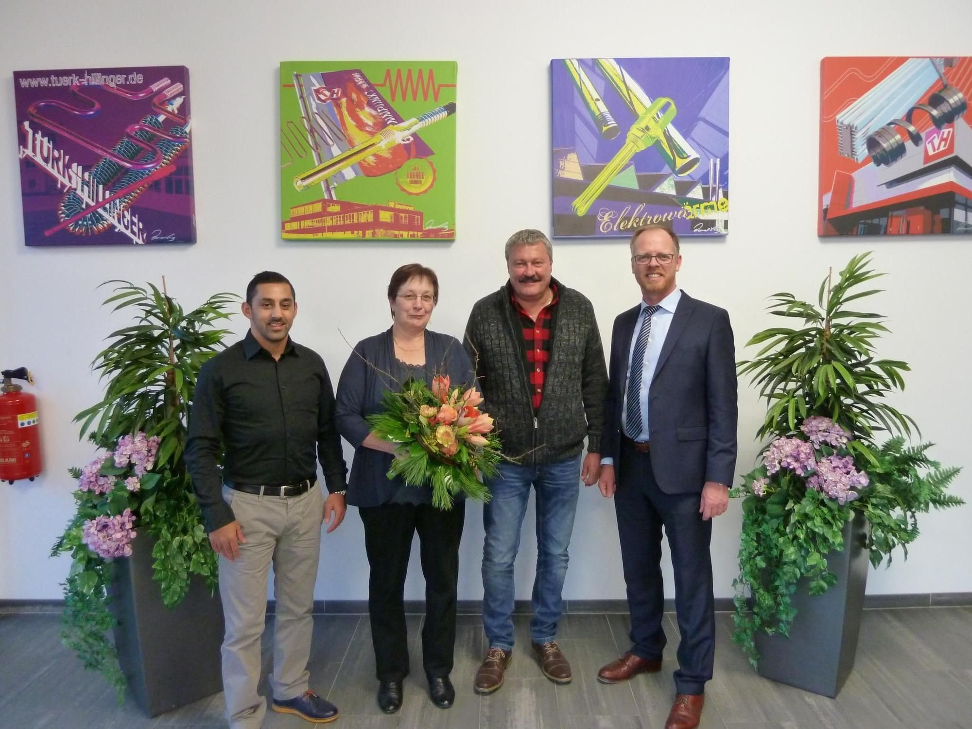 Türk+Hillinger ehrt 21 verdiente Mitarbeiter