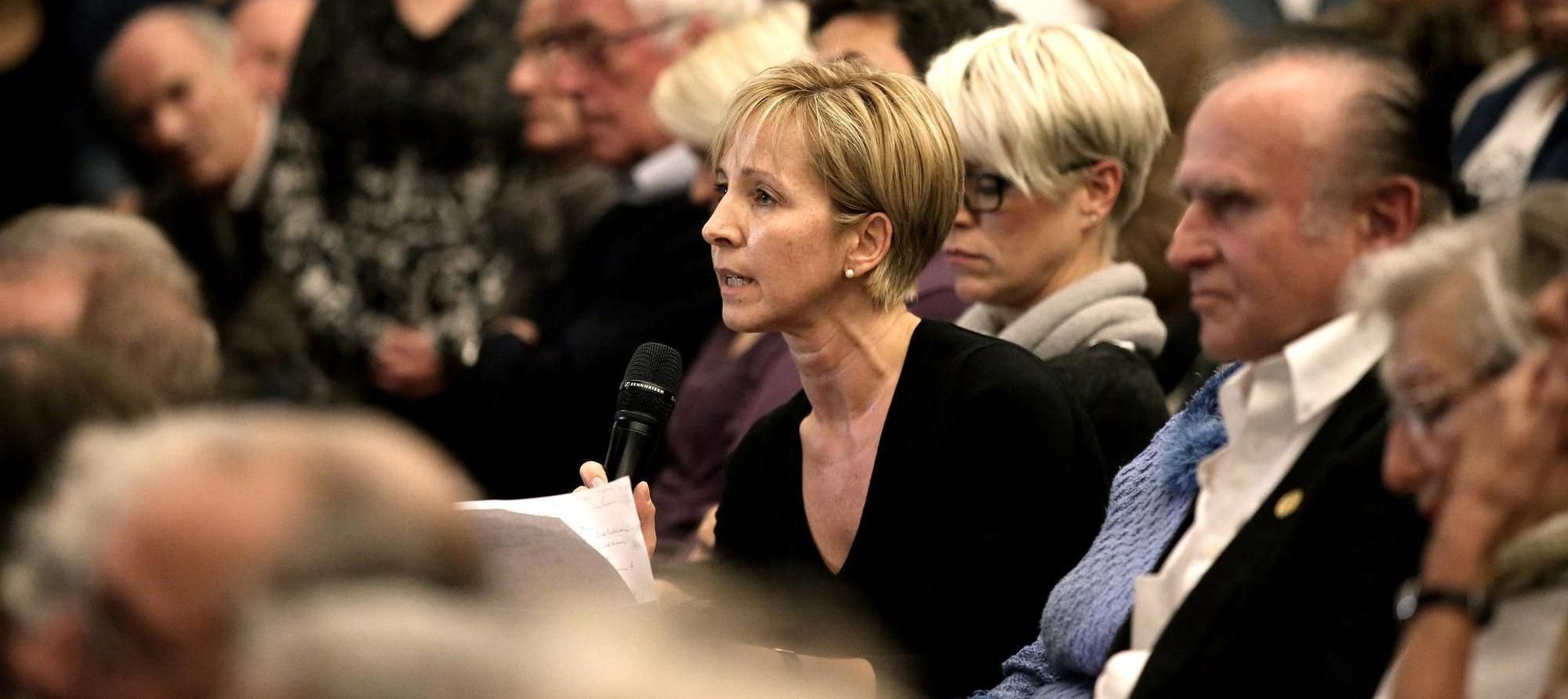 Bürger diskutieren offen und fair