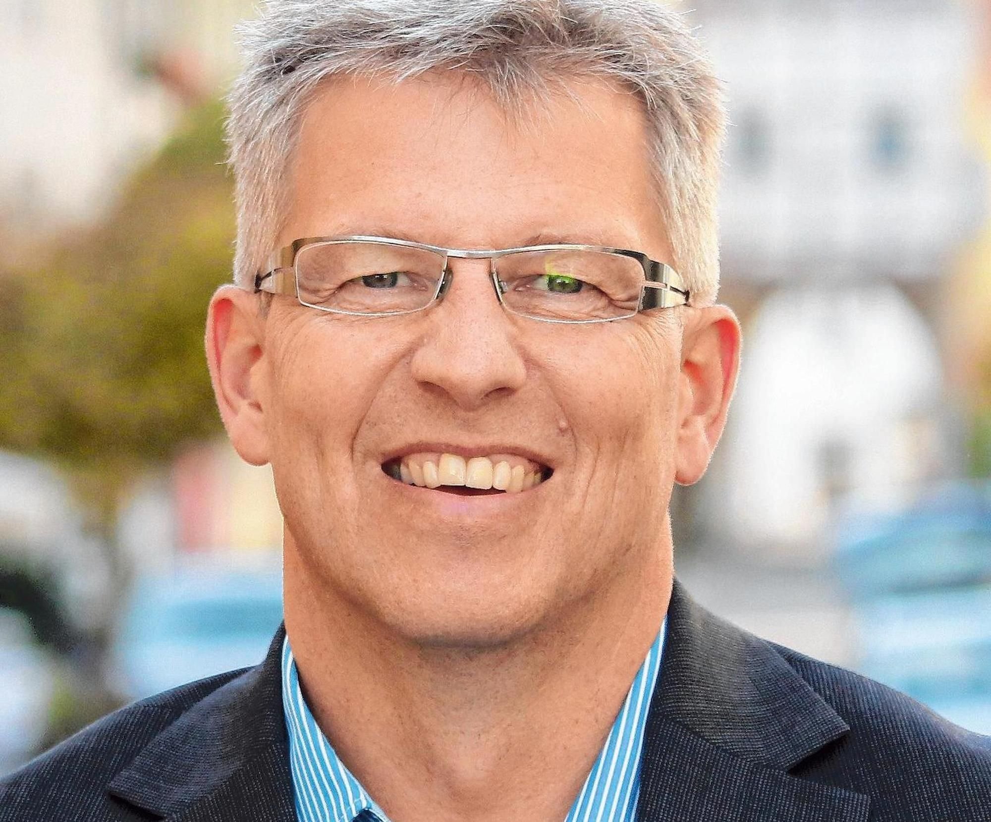 Robert Scherer beginnt am 1. April