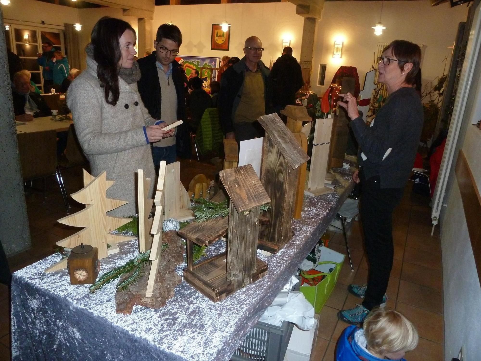 Tannhausen feiert sein Adventsmärktle