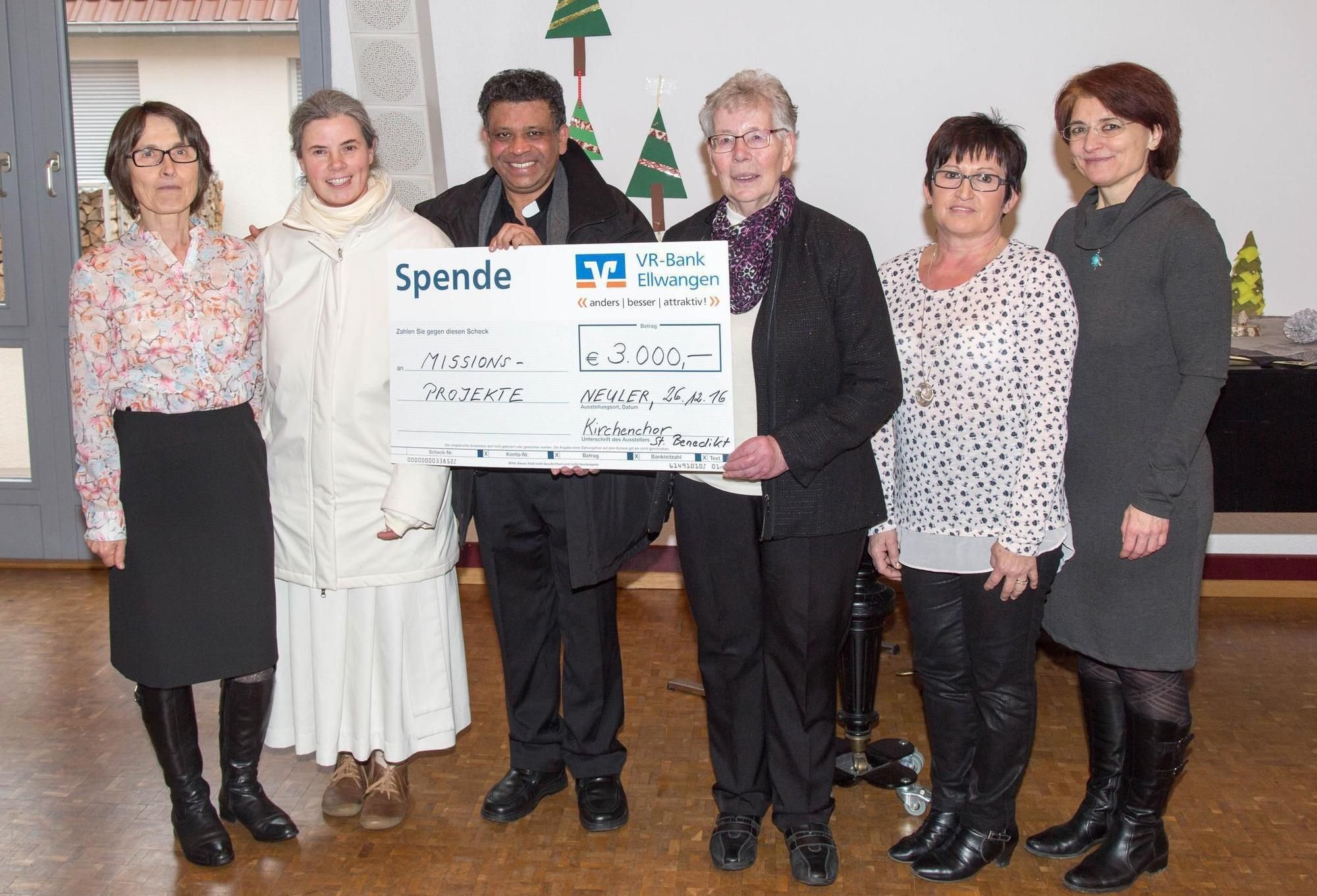 Kirchenchor Neuler spendet 3000 Euro