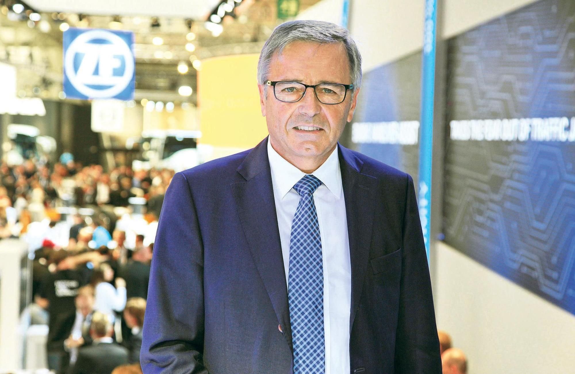 Ein ZF-Urgestein schaltet einen Gang zurück