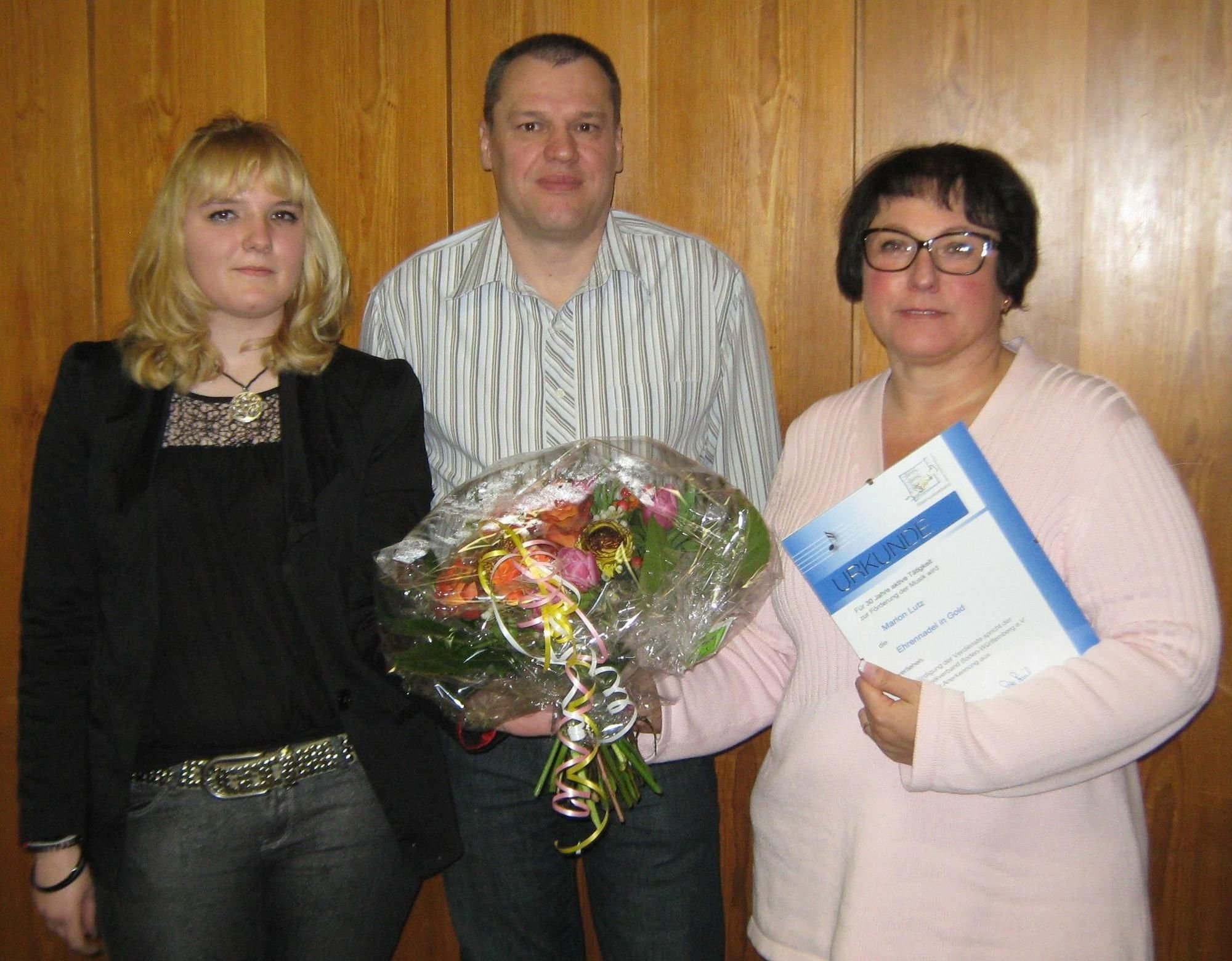 Vier neue Gesichter im Vorstand des Fanfarenzugs Ummendorf