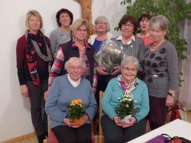 Ursula Francz erhält die goldene Ehrennadel