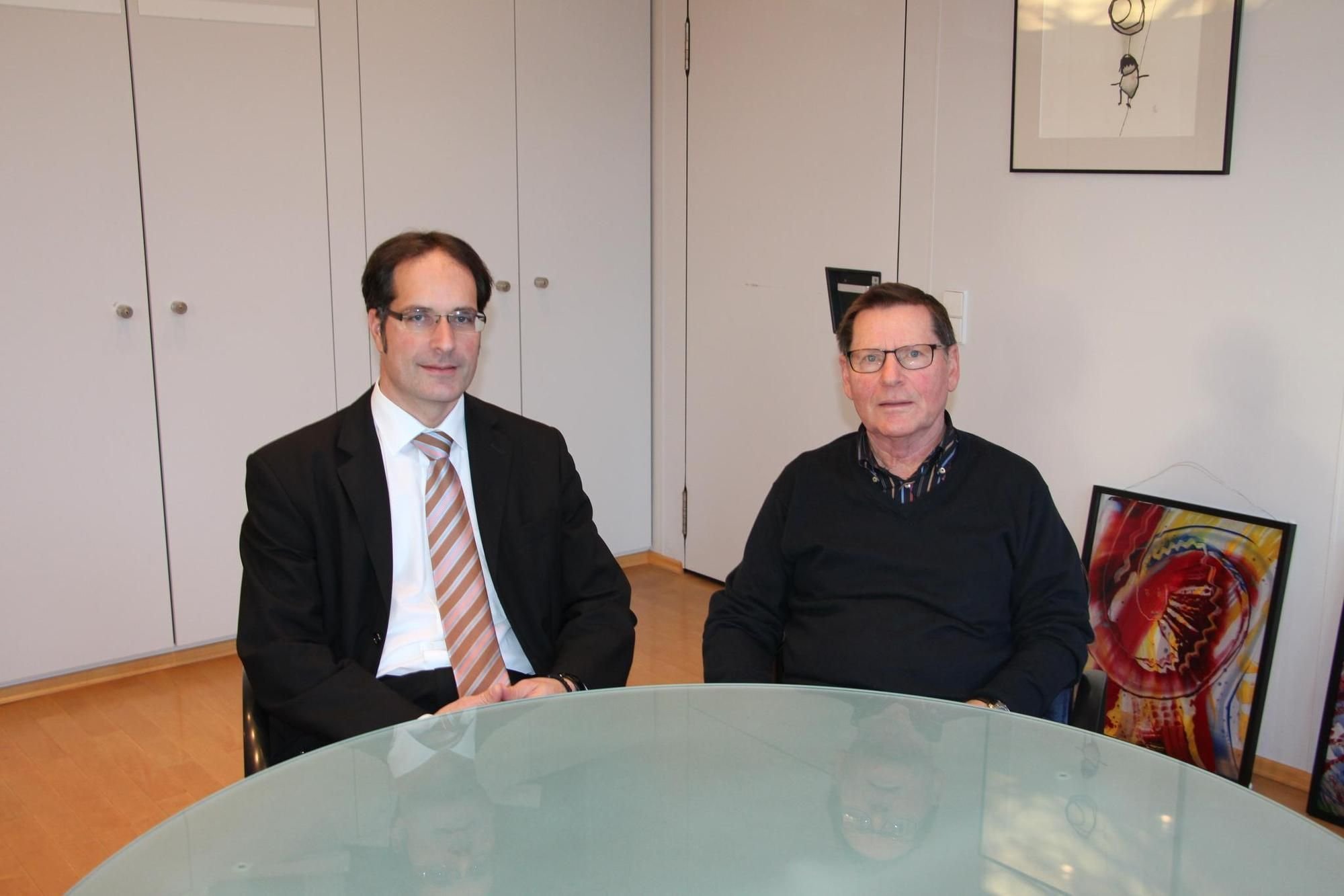 Walter Haas erhält die Bürgermedaille der Stadt Trossingen