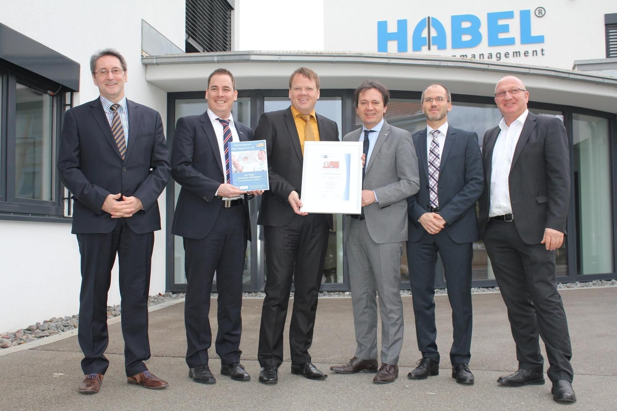 Habel erhält neues Siegel „Attraktiver Arbeitgeber“