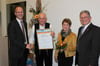 Ehrenobermeister Gebhard Hepp bekommt Goldenen Meisterbrief