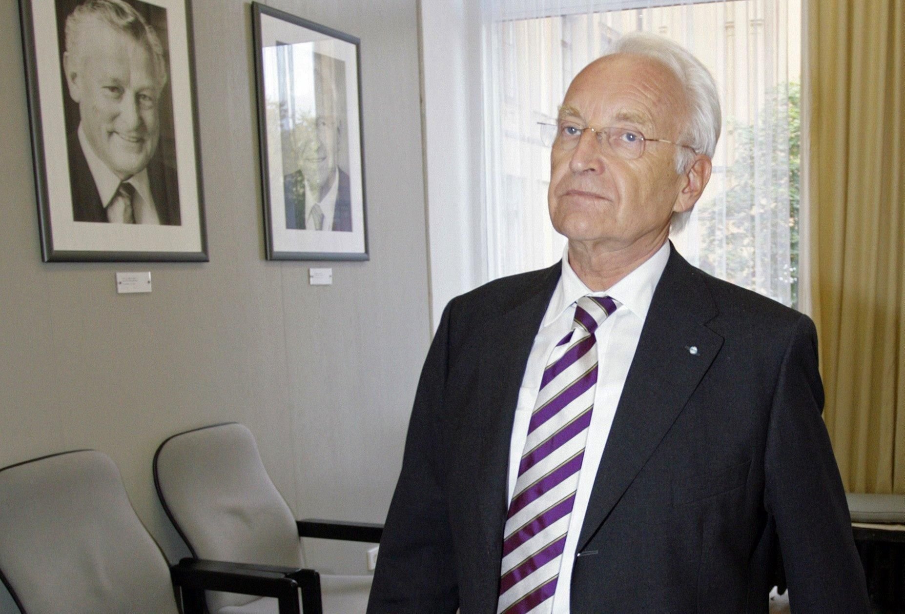 Stoiber soll weiter abbauen