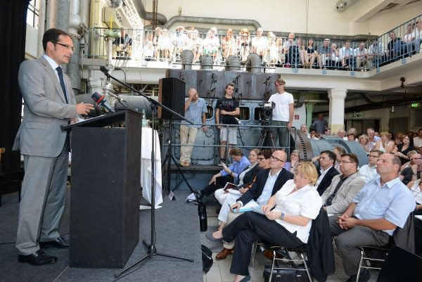 Buhrufe trotz „Bekenntnis zu Trossingen“ Buhrufe trotz „Bekenntnis zu Trossingen“