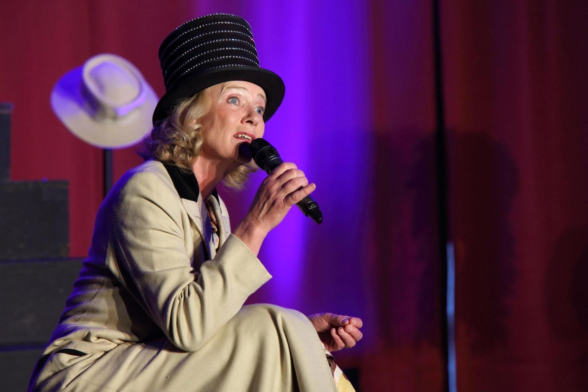 Gilla Cremer lebt „die Knef“