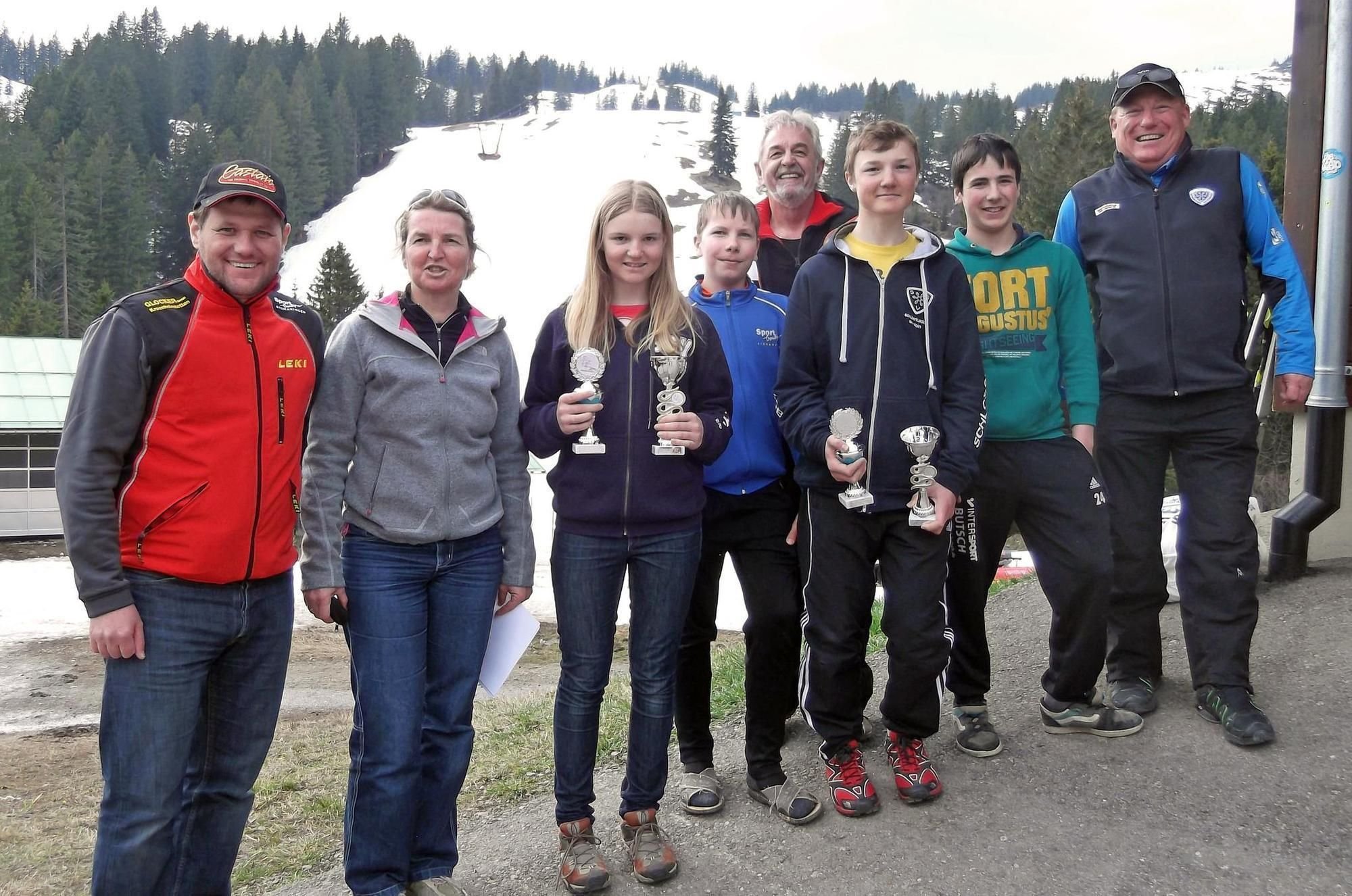 Skiclub ist bei Bezirksrennen erfolgreich