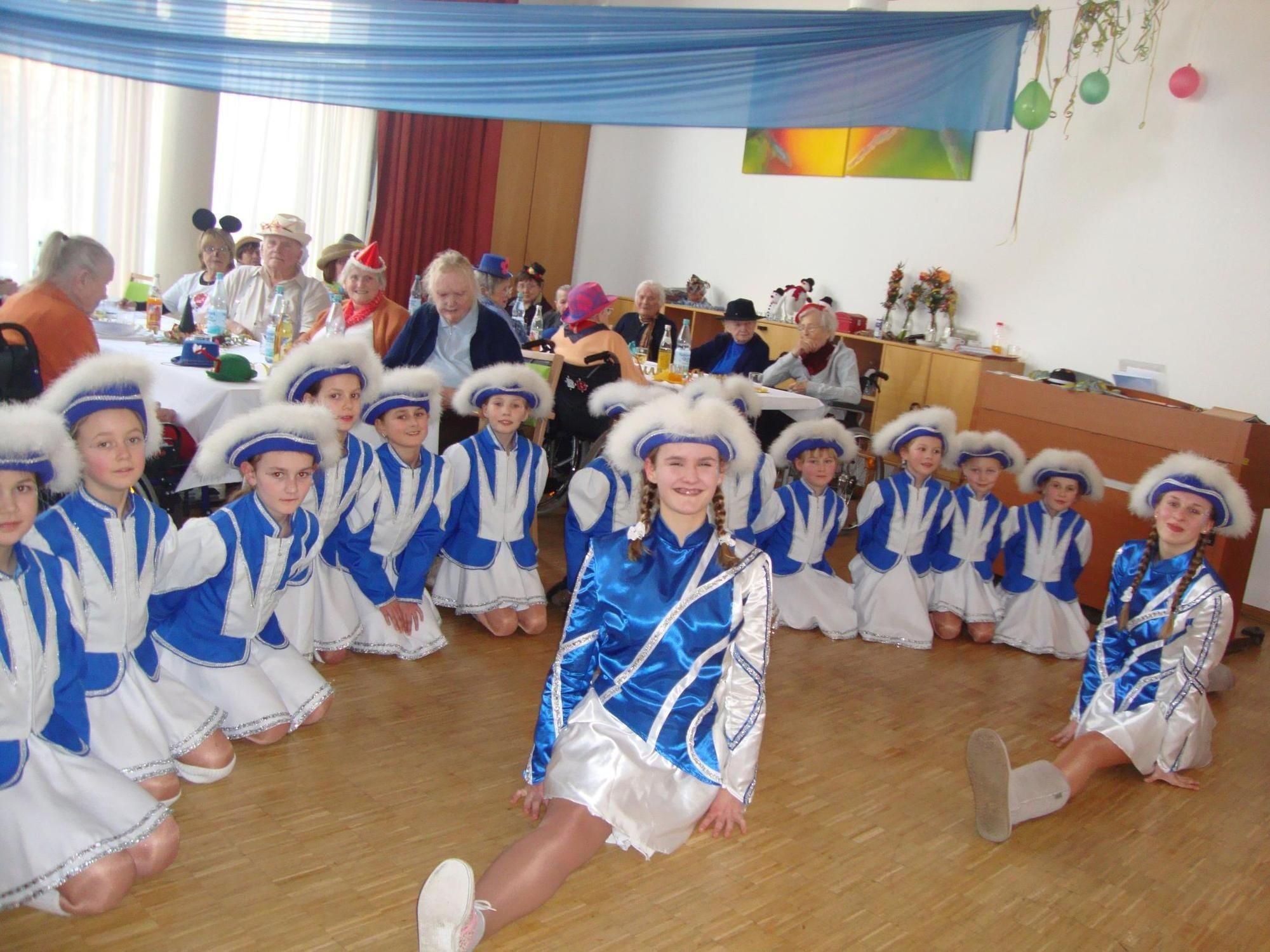 Senioren feiern Fasching