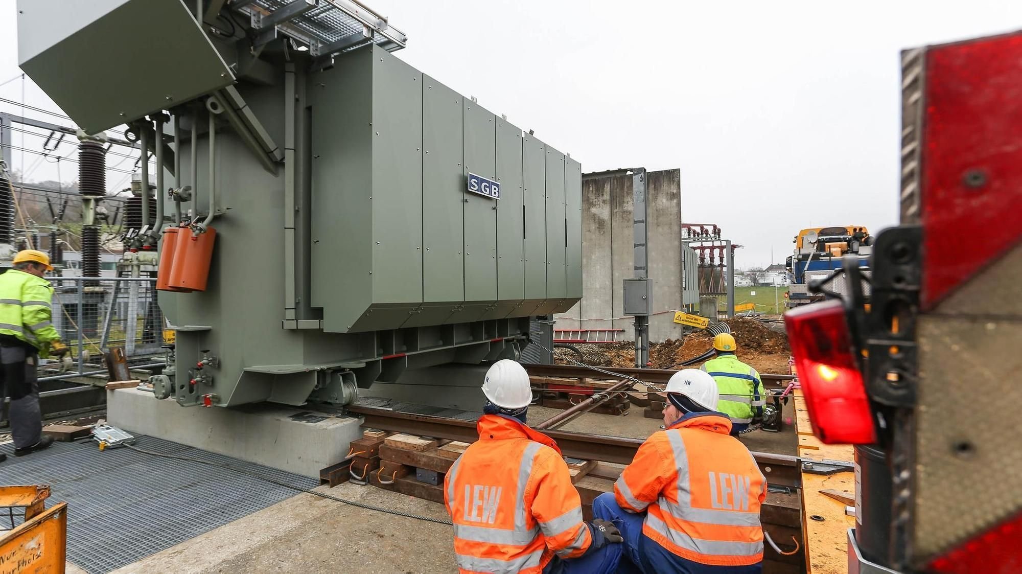 Neuer Trafo für Stromnetz-Übernahme