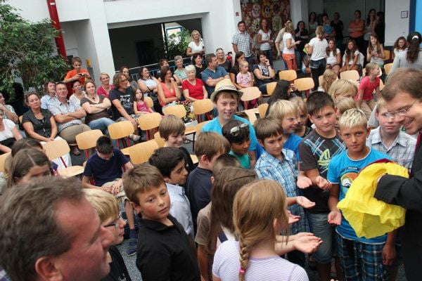 43 Kinder sind ein Schatz 43 Kinder sind ein Schatz