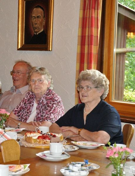 Kolpingfamilie bewirtet Senioren