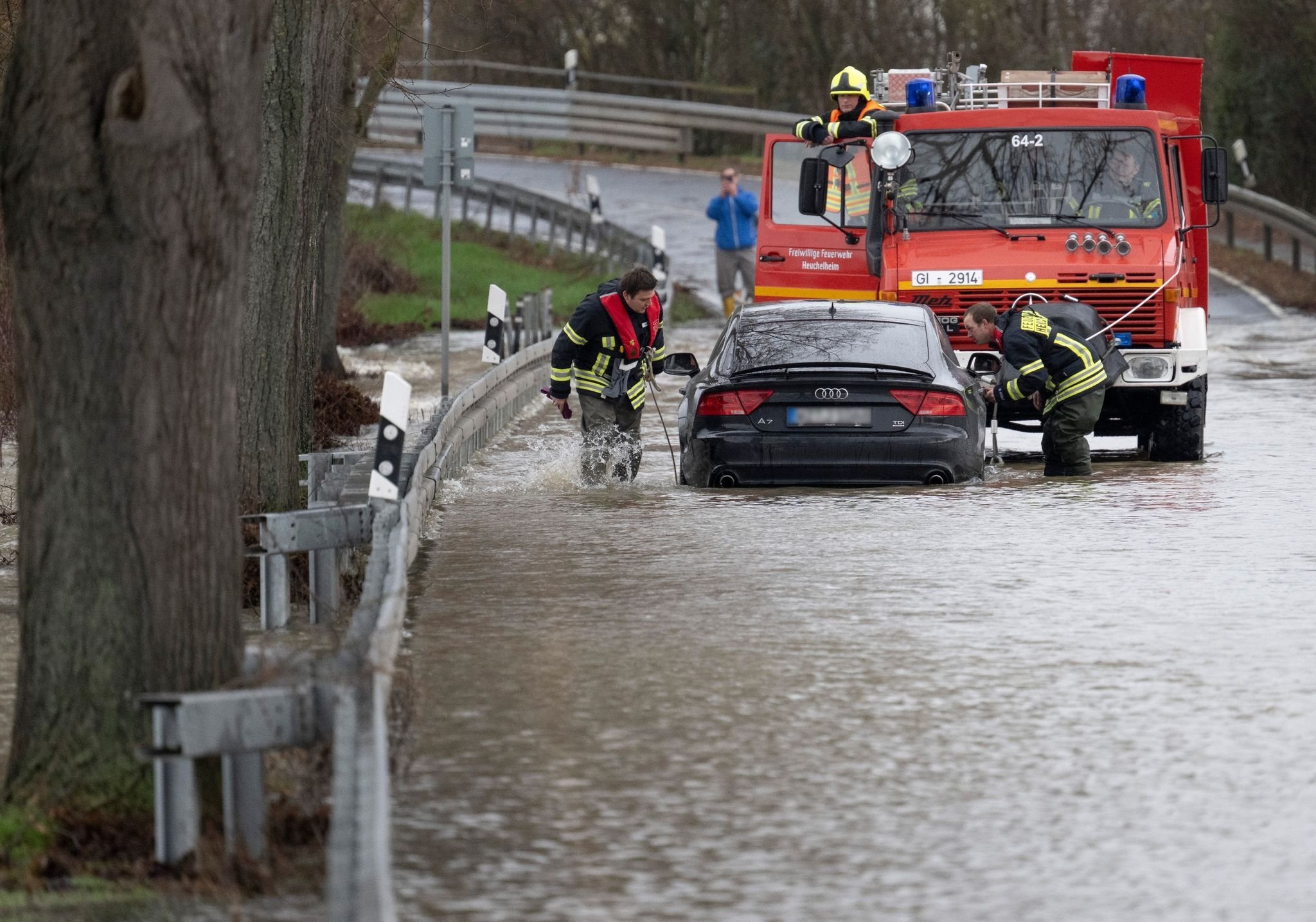 Regen kann am Wochenende teils auch Hochwasser bringen
