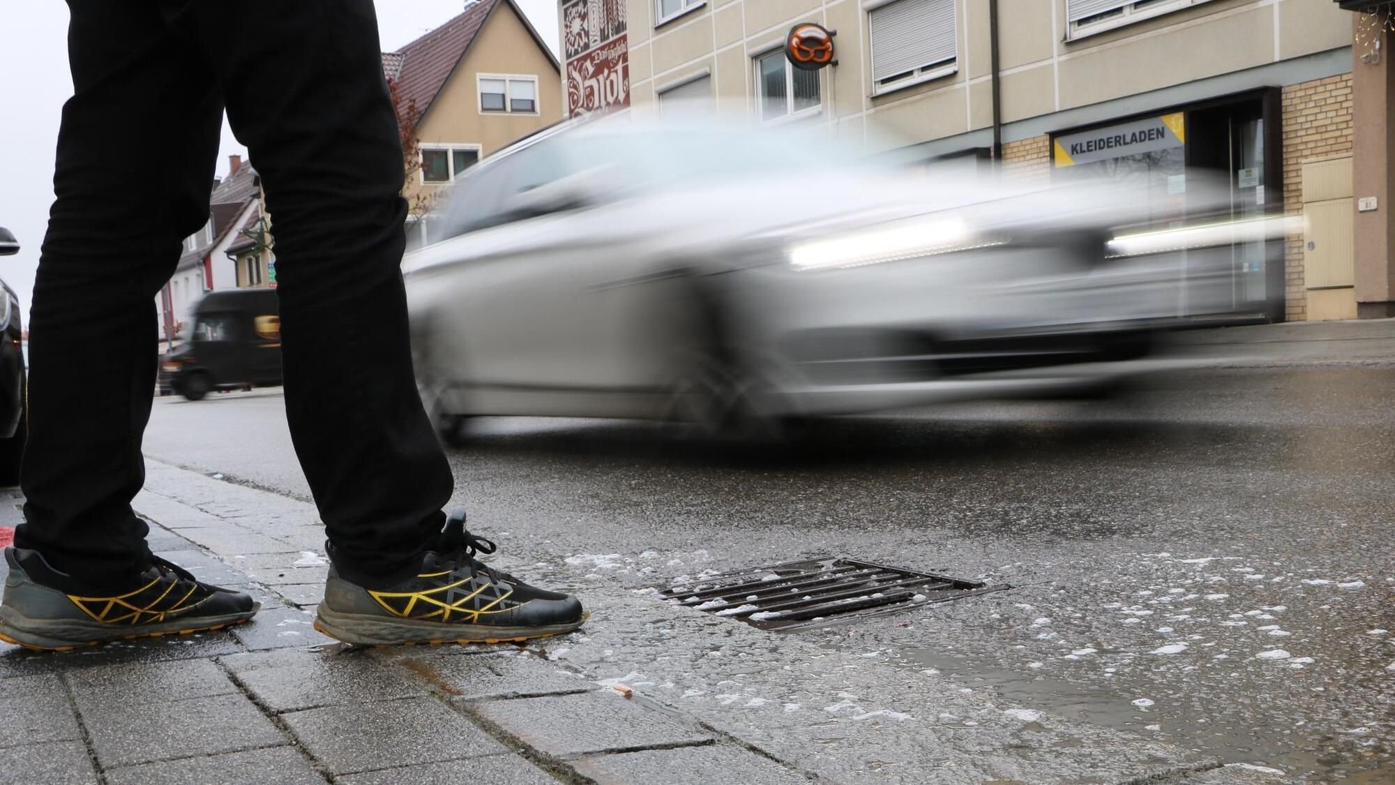Wie sicher ist die Trossinger Hauptstraße für Fußgänger?