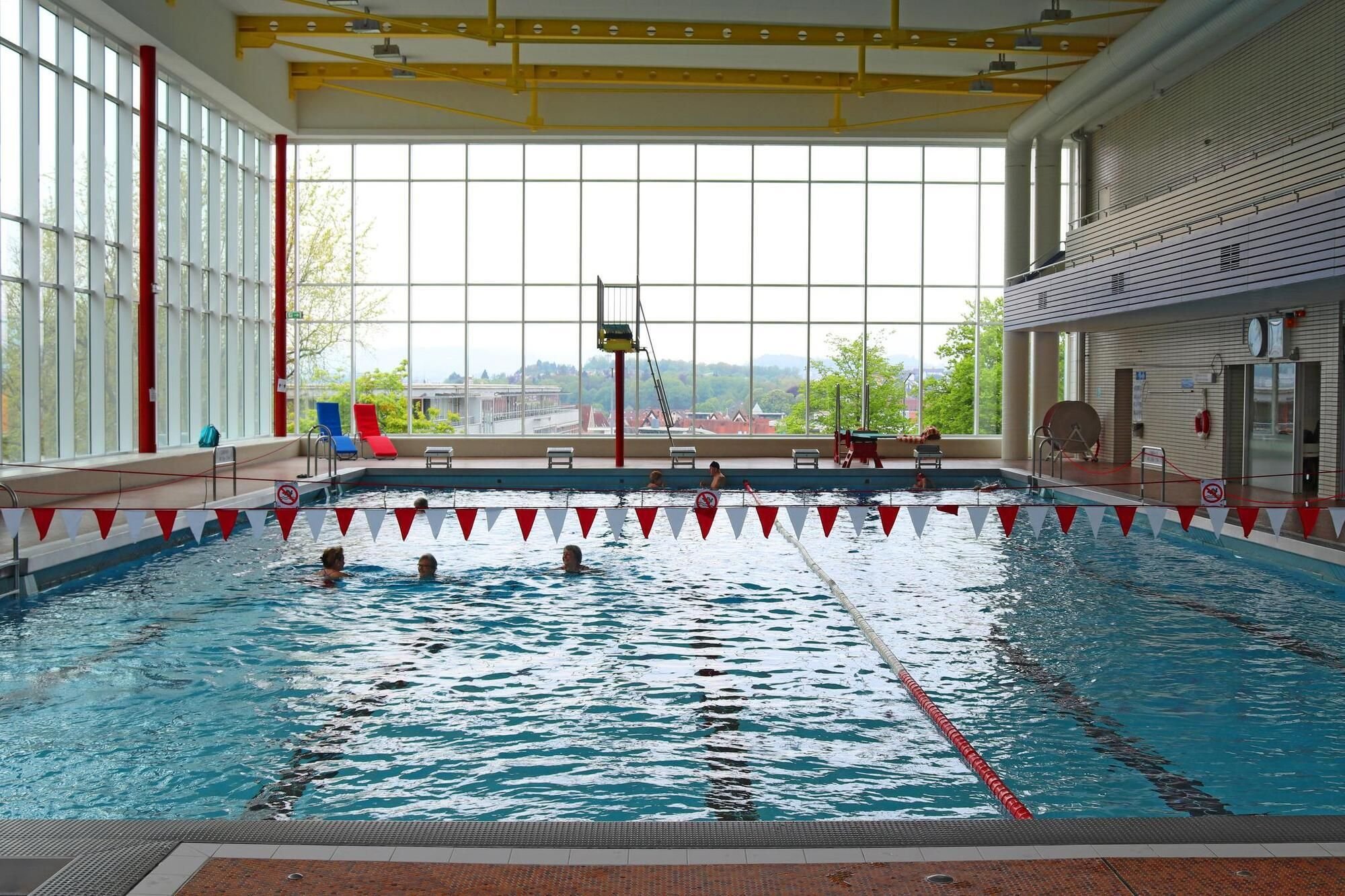 Eintrittspreis knackt die Fünf-Euro-Marke: Hallenbad wird teurer