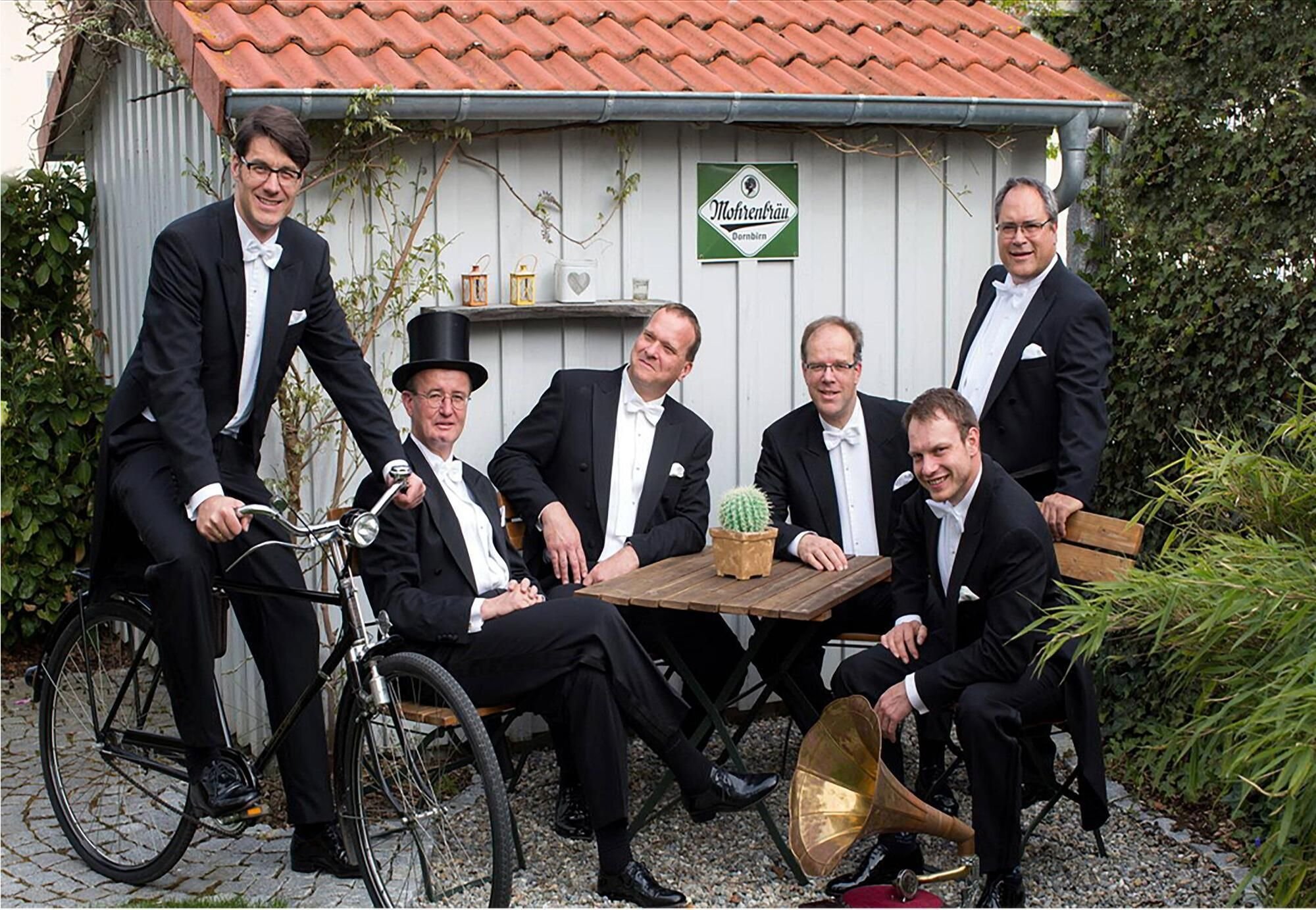 Männer und Tenöre bieten Ohrwürmer, Chansons und Gassenhauer