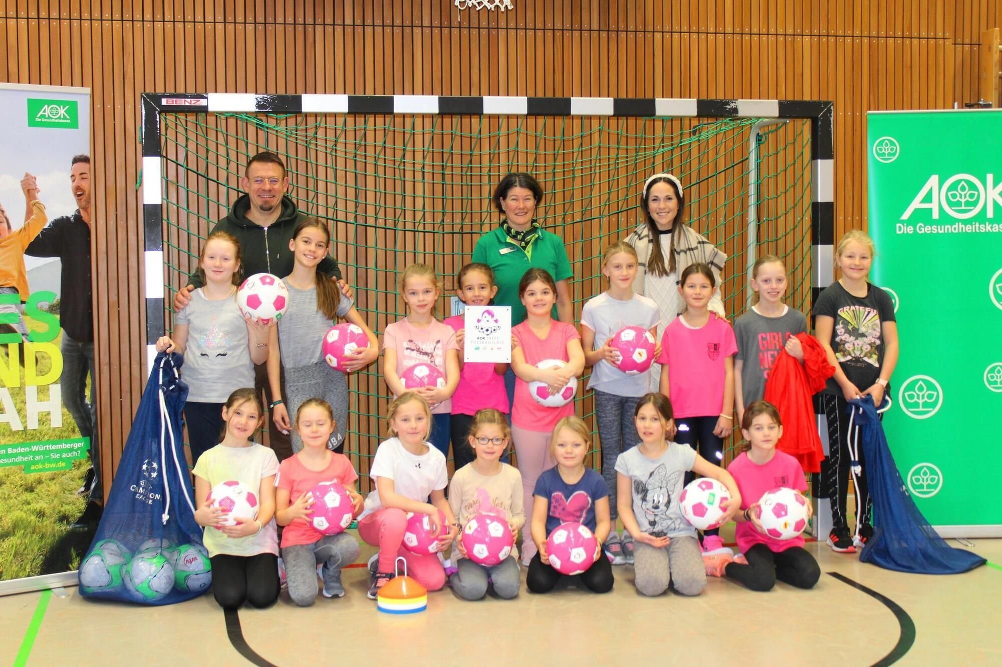 In Oberstadion rollt ein pinker Ball