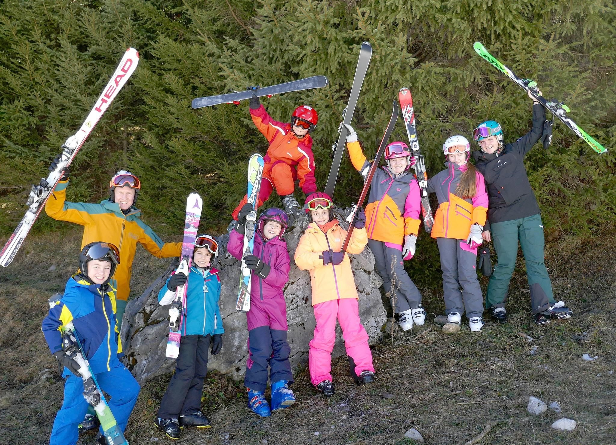 Erfolgreiche Ski- und Snowboardkurse mit viel Sonnenschein