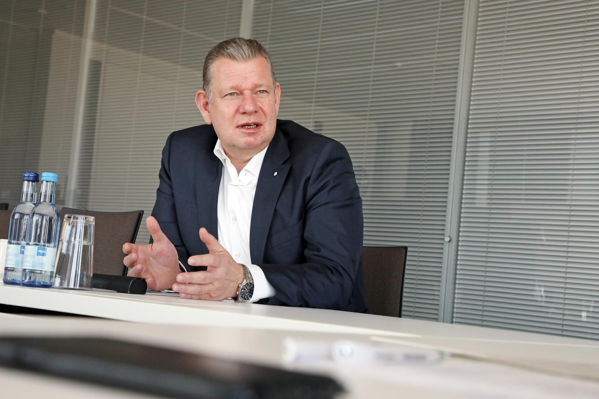 Friedrichshafen: Vorstand Peter Laier lobt breites Portfolio der ZF