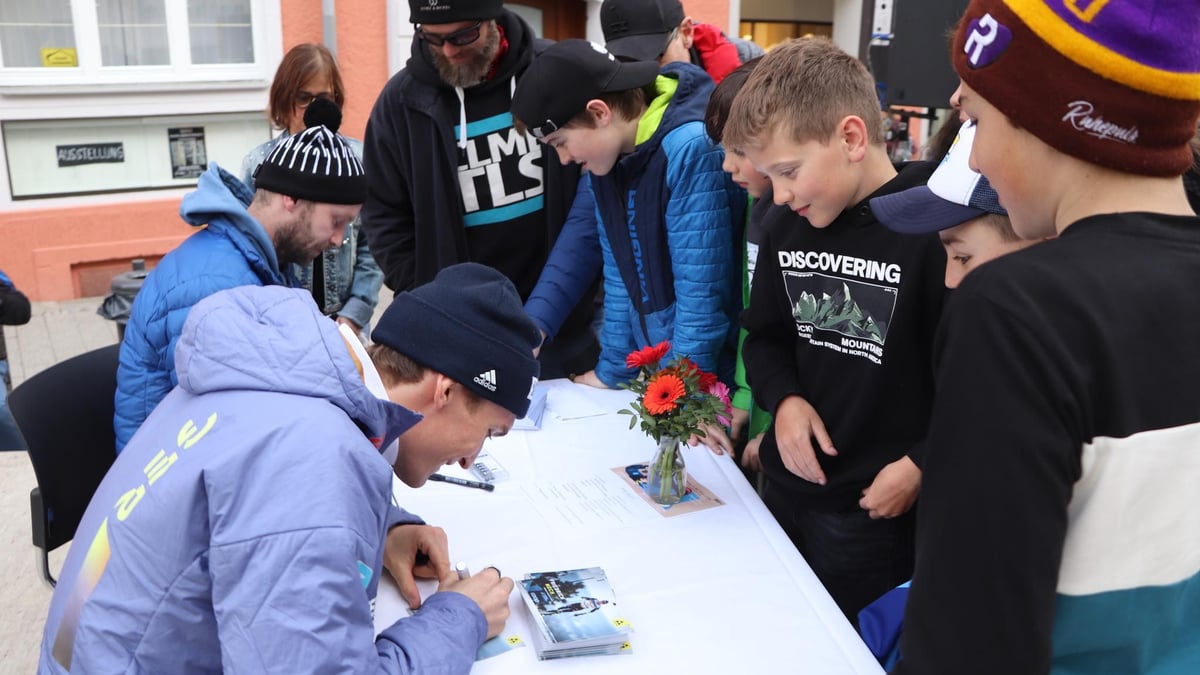 Wintersportler Moch und Mechler in Isny empfangen