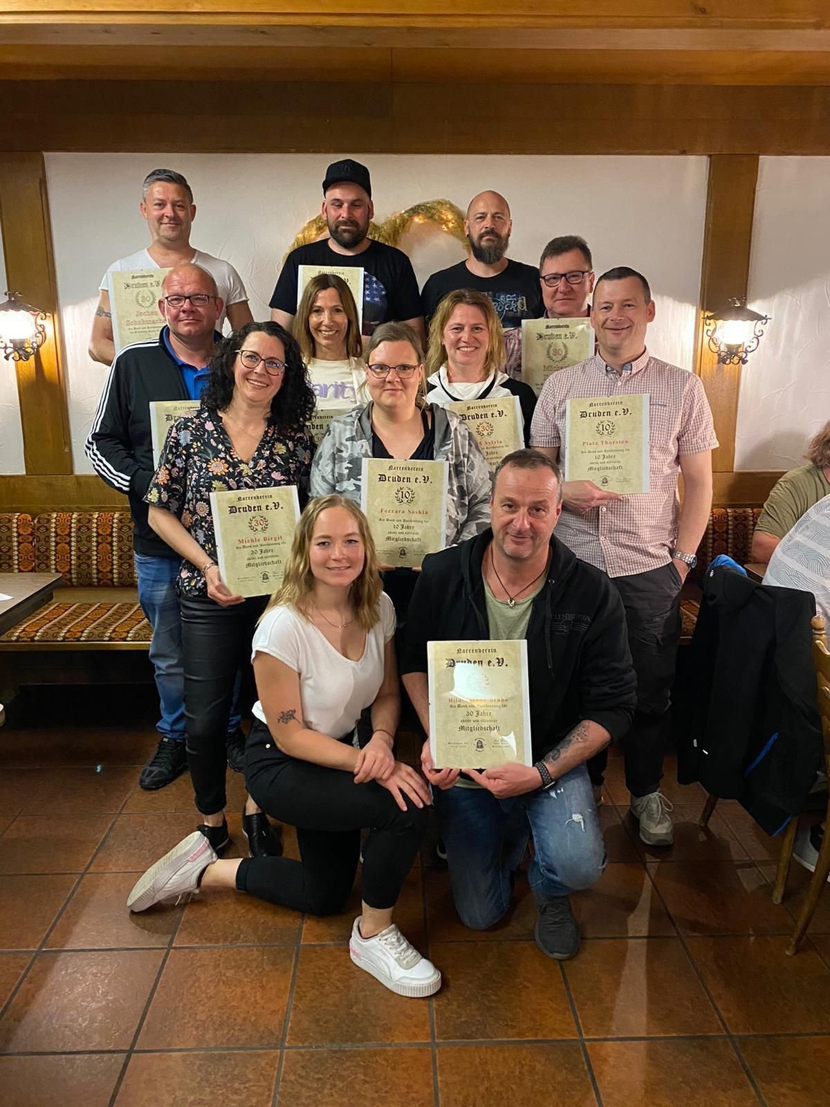 Narrenzunft ehrt verdiente Mitglieder