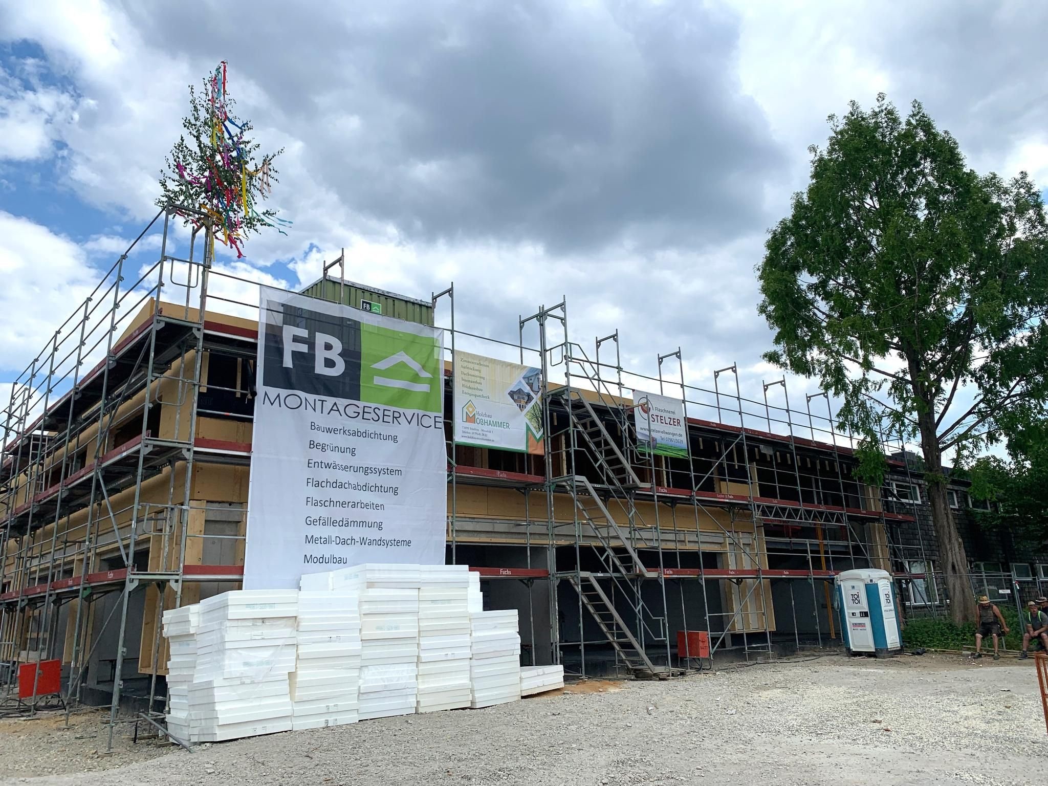 Die Kindertagesstätte in Neunheim feiert Richtfest