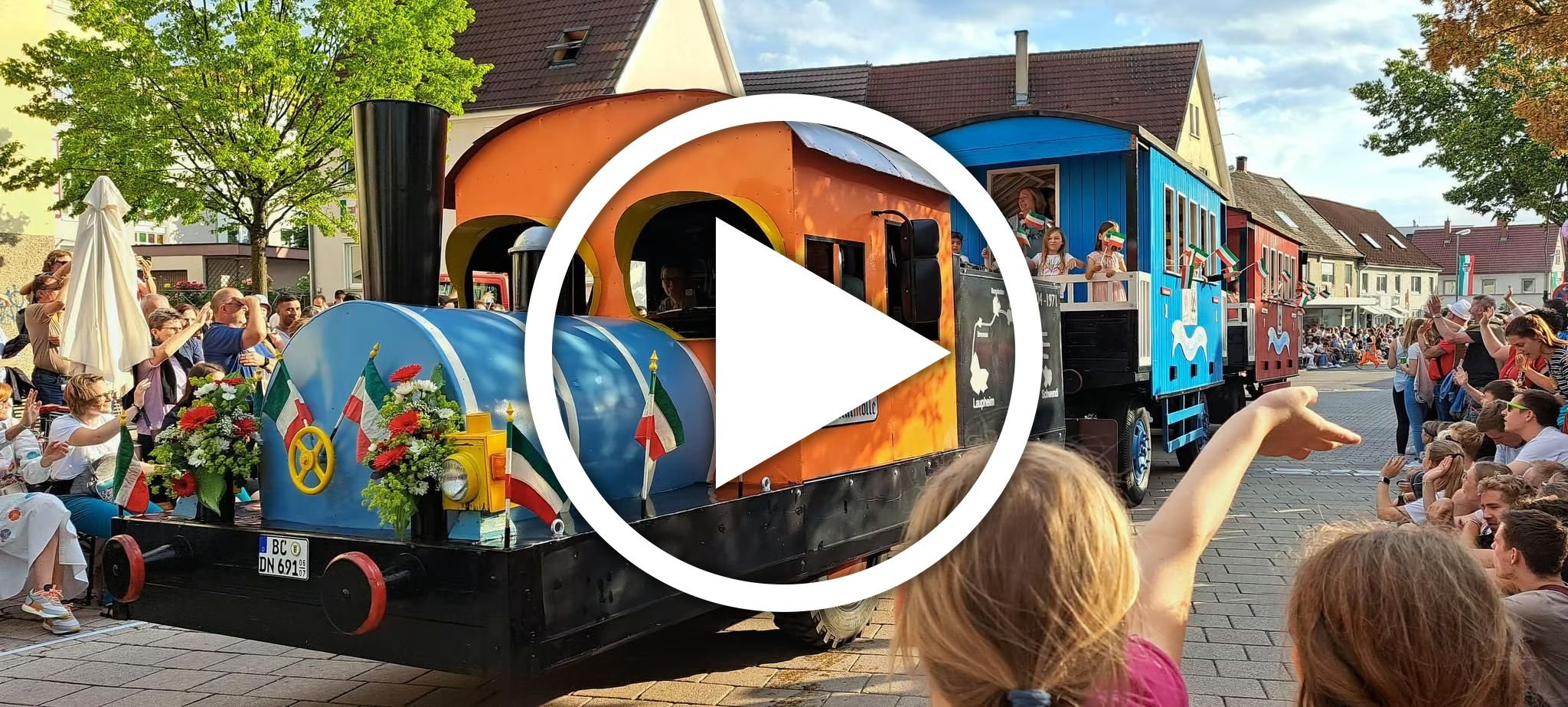 Eröffnungszug zieht durch Laupheim