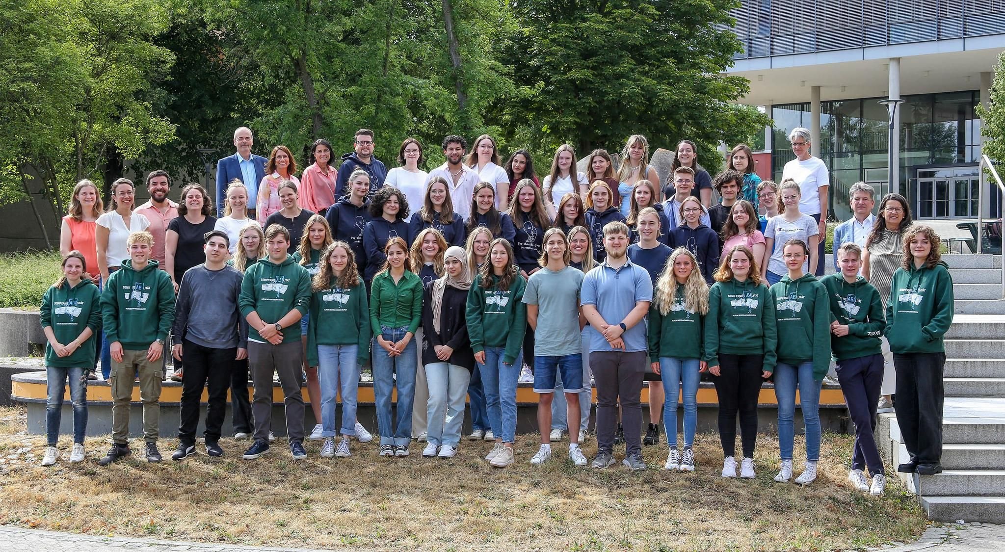 58 Abiturienten an der Justus–von–Liebig–Schule Aalen