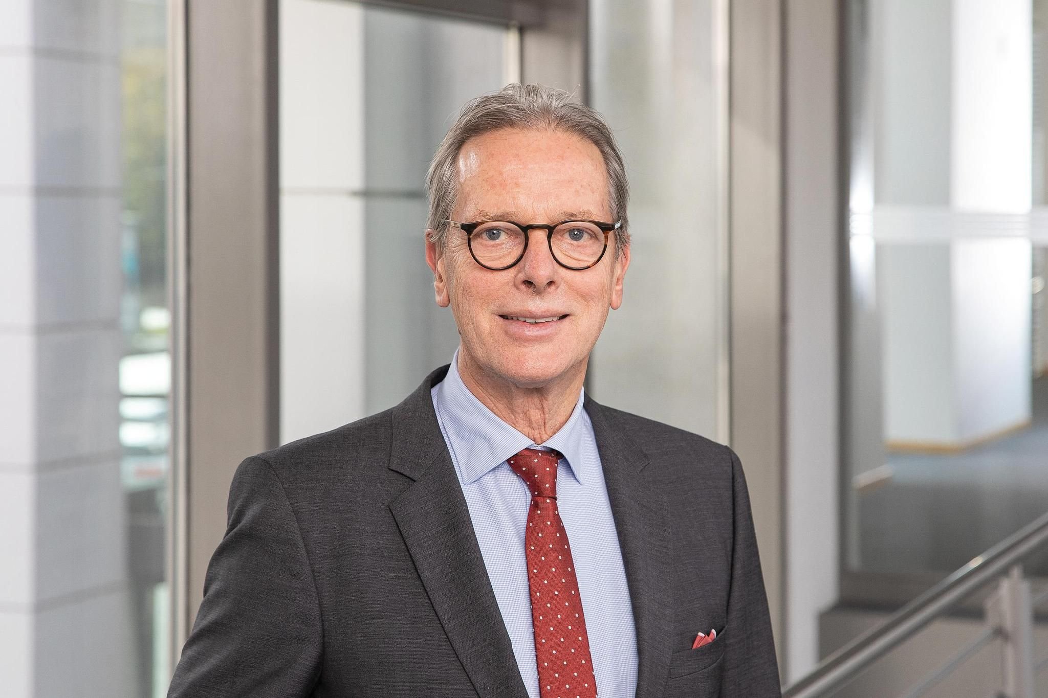 Ulmer IHK–Präsident Jan Stefan Roell wiedergewählt