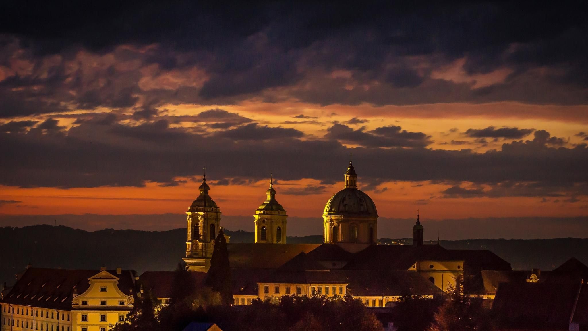 Weingarten: Besucher könne ersmals Dachstuhl der Basilika sehen
